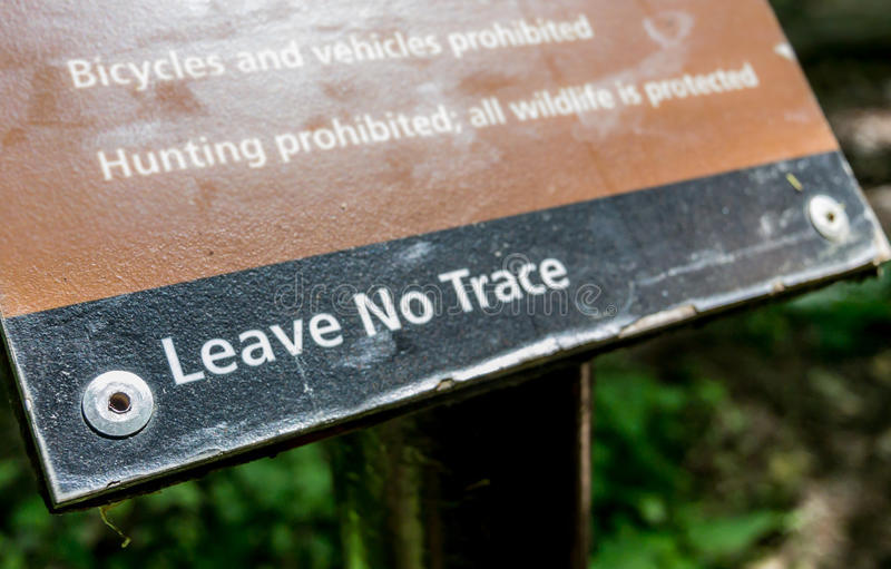 Do you know the LNT rules? Leave No Trace! - Outchair_GmbH